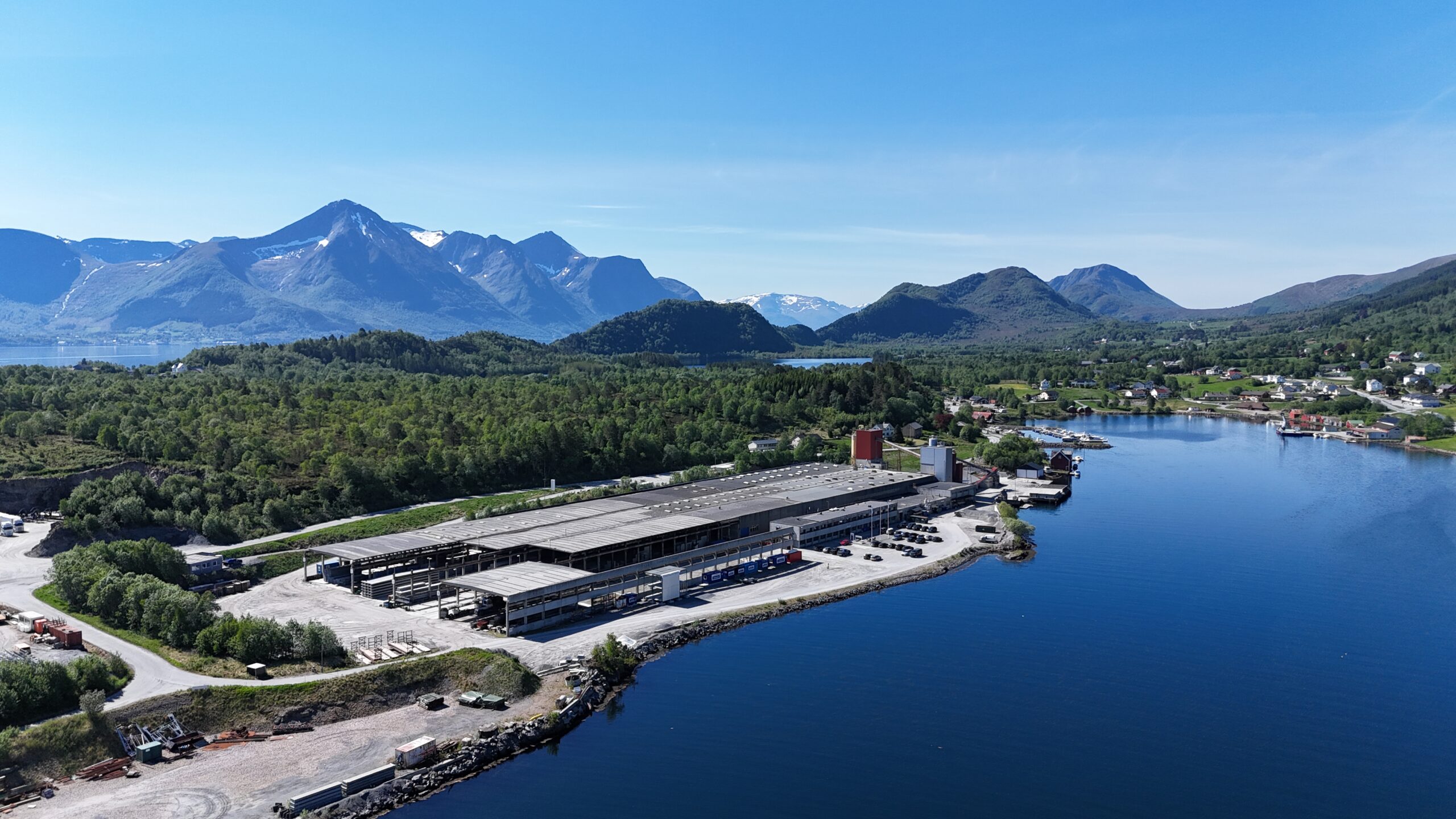 Optimalisering av betongsammensetninger hos Spenncon Hjørungavåg ...